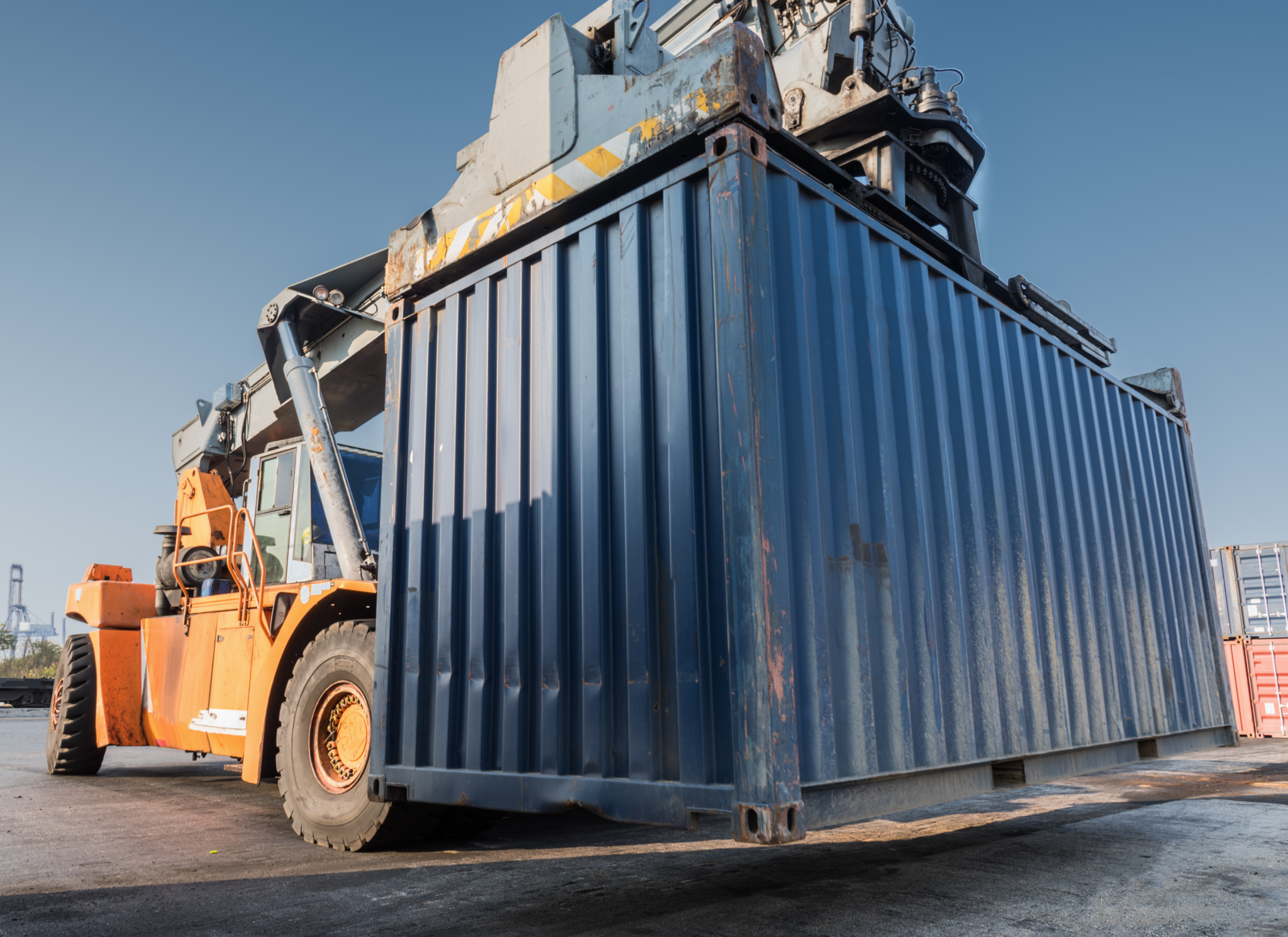 Export Heavy Machinery Singapore: Essential Documents You Can’t Miss